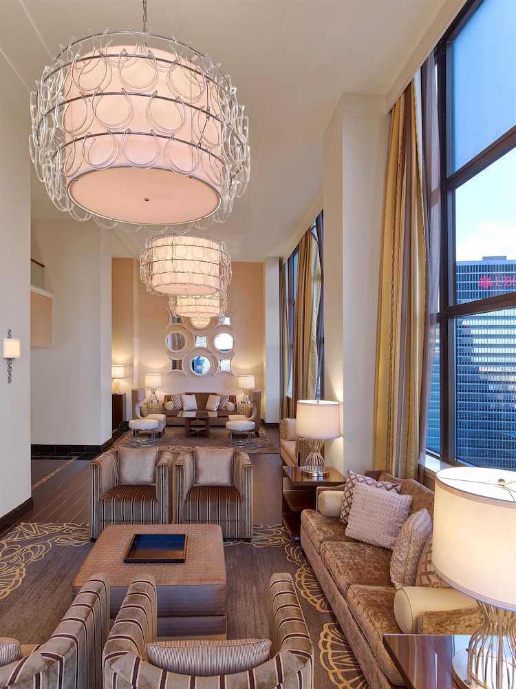 Sheraton New York Times Square Hotel: 2017 Room Prices, Deals & Reviews ...