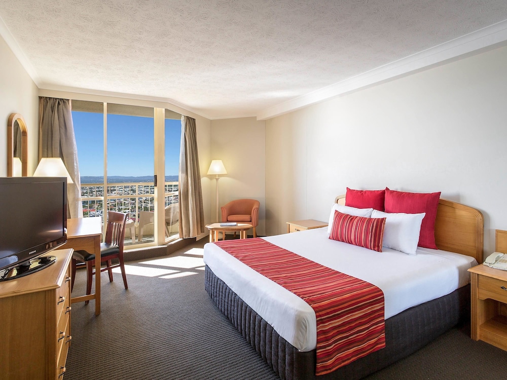 Novotel Surfers Paradise Deals & Reviews | Gold Coast, Queensland ...