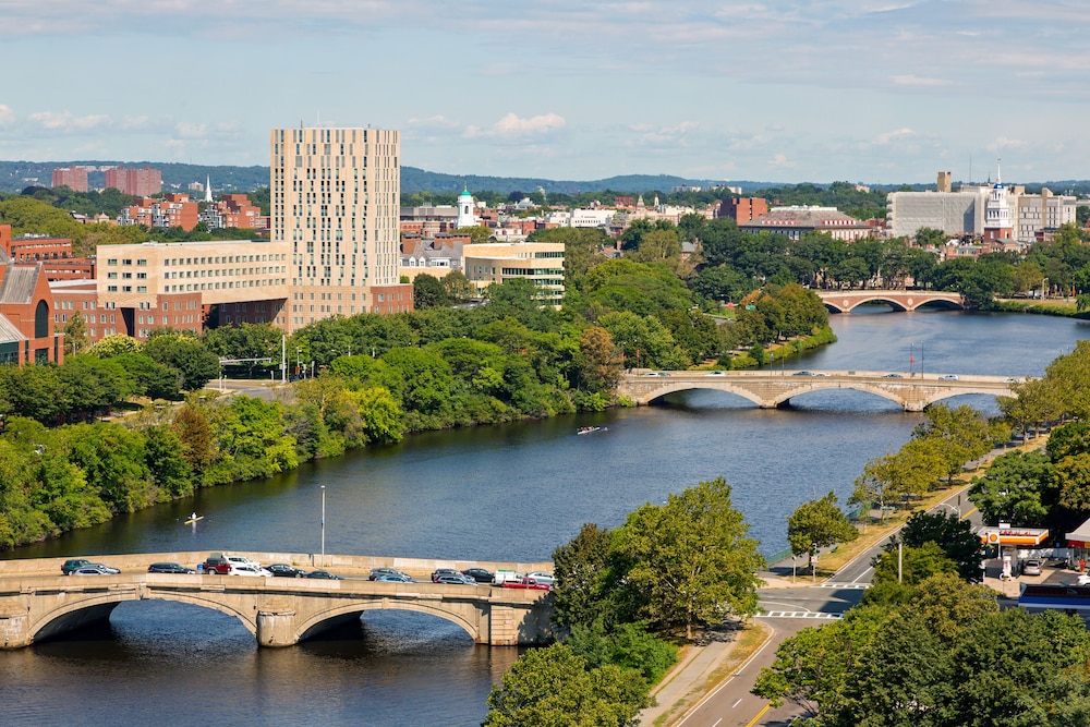 Courtyard by Marriott Boston-Cambridge in Boston | Best Rates & Deals ...