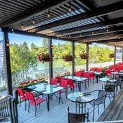 Valley River Inn: 2018 Room Prices $124, Deals & Reviews | Expedia