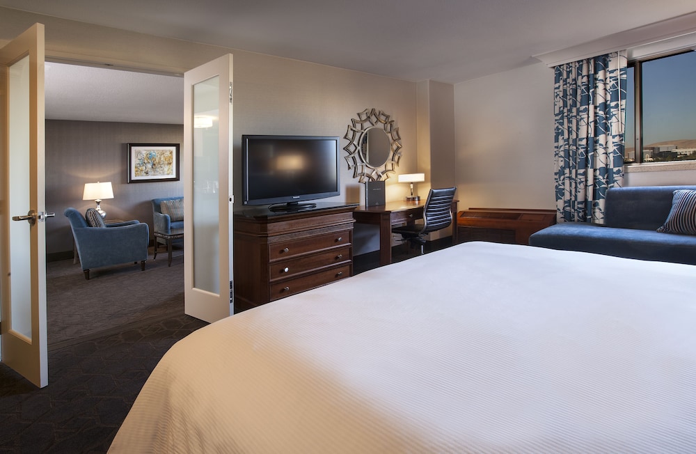 Hilton Concord in Concord, CA | Expedia