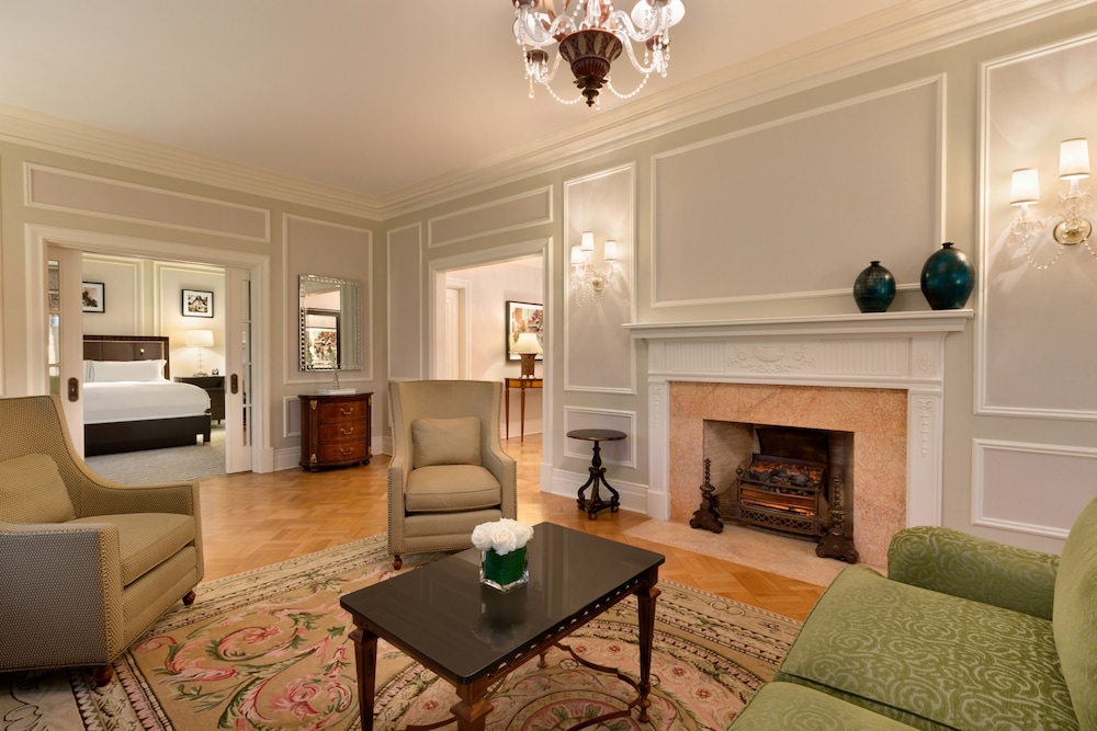 Fairmont Chateau Laurier: 2019 Pictures, Reviews, Prices & Deals ...