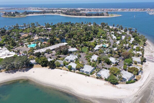 Paradise Point Resort & Spa: 2022 Room Prices, Deals & Reviews ...