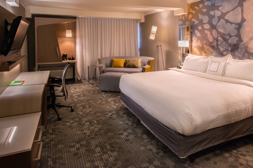 Courtyard by Marriott Oxnard Ventura in Oxnard | Best Rates & Deals on ...