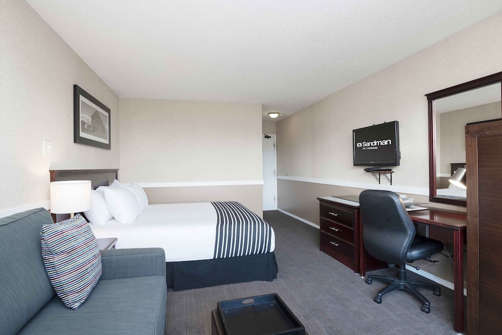 Sandman Hotel Cranbrook in Cranbrook | Best Rates & Deals on Orbitz