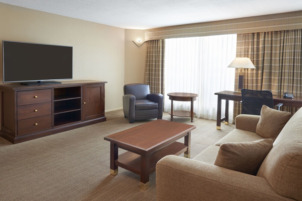 Sheraton Gateway Hotel In Toronto International Airport: 2019 Pictures ...