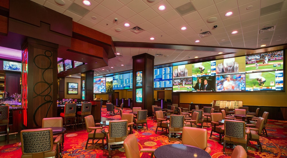 Silver Legacy Resort Casino at THE ROW in Reno | Best Rates & Deals on ...