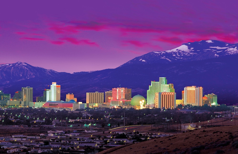 Silver Legacy Resort Casino at THE ROW in Reno | Best Rates & Deals on ...