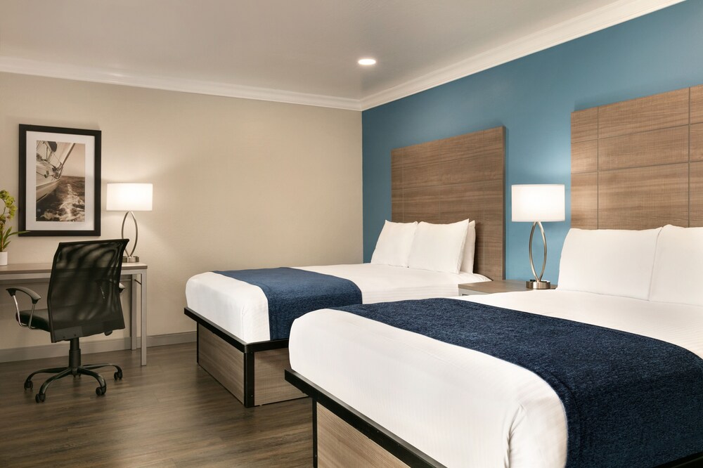 Torch Lite Inn in Santa Cruz | Best Rates & Deals on Orbitz