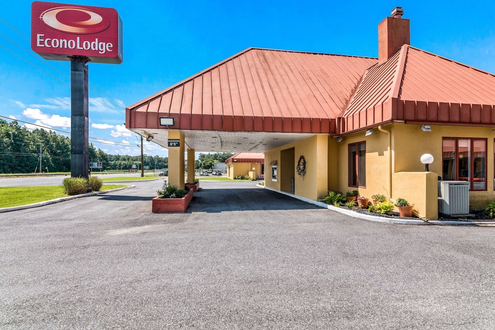 Econo Lodge Pocomoke City Hwy 13 in Pocomoke City | Best Rates & Deals ...