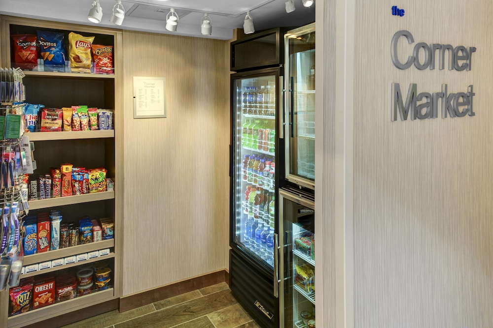 Fairfield Inn & Suites by Marriott Cape Cod Hyannis in Hyannis | Best ...