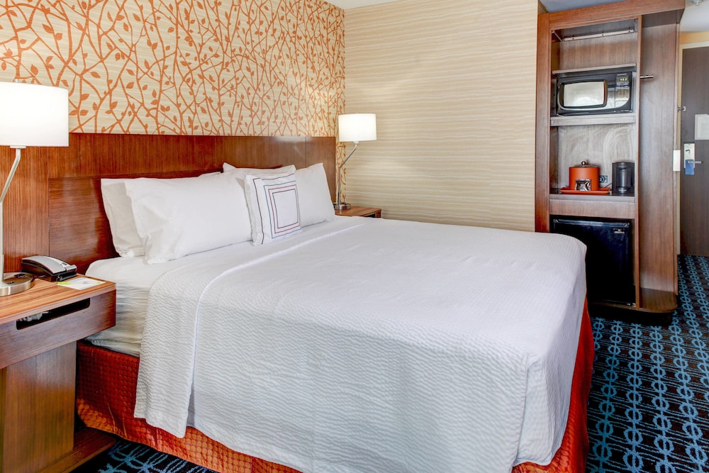 Fairfield Inn & Suites by Marriott Cape Cod Hyannis in Hyannis | Best ...