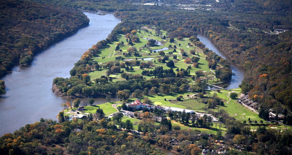 The Shawnee Inn and Golf Resort in Shawnee On Delaware | Best Rates ...