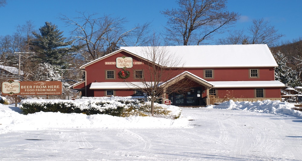 The Shawnee Inn and Golf Resort in Shawnee On Delaware | Best Rates ...