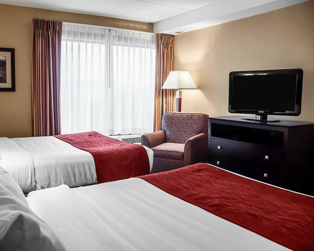 Comfort Inn & Suites Watertown - 1000 Islands in Watertown | Best Rates ...