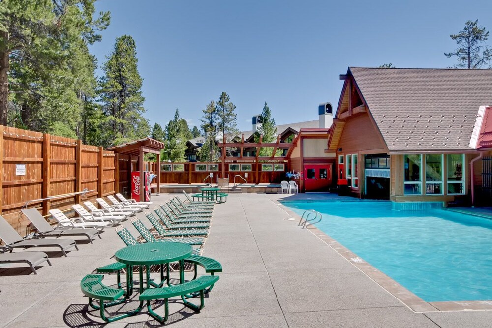 Pine Ridge Condominiums in Breckenridge | Best Rates & Deals on Orbitz