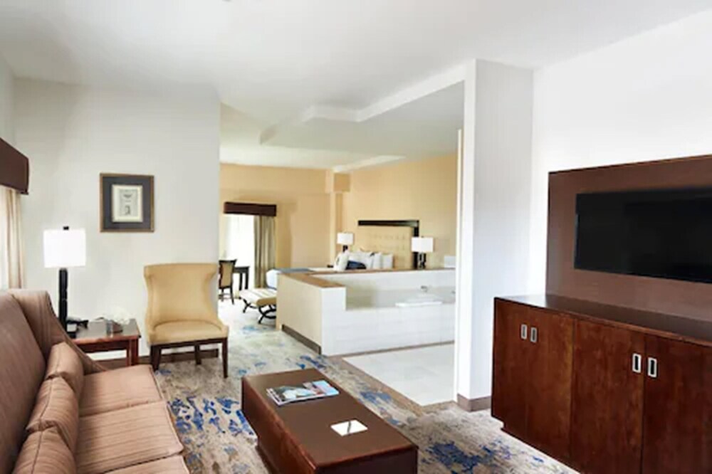 Top 6 Luxury Hotels In Detroit, Michigan - Updated 2023 | Trip101