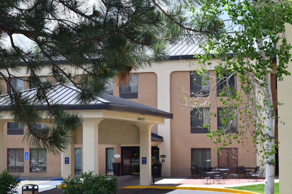 Hampton Inn Durango in Durango | Best Rates & Deals on Orbitz