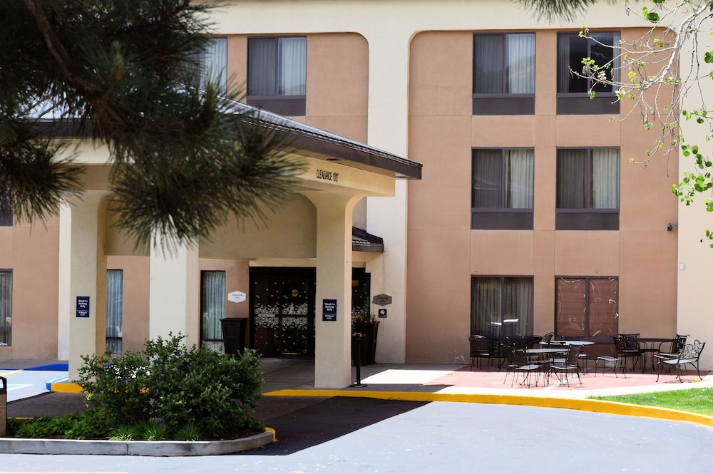 Hampton Inn Durango in Durango | Best Rates & Deals on Orbitz