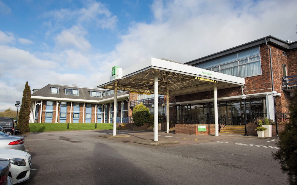 Holiday Inn Luton-South M1, Jct.9, an IHG Hotel in St Albans | Best ...