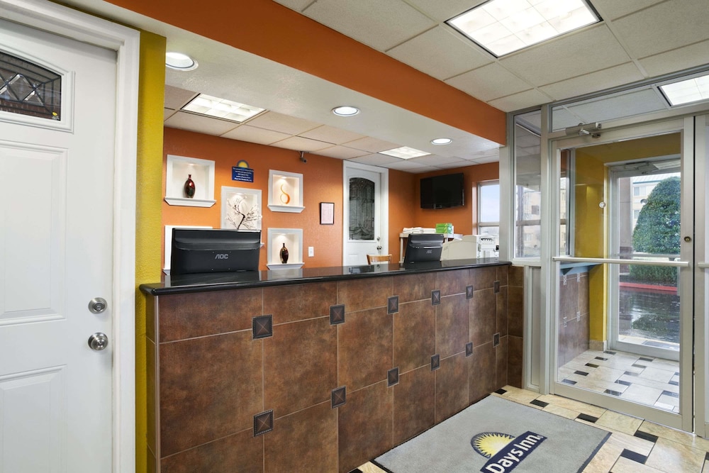 Days Inn by Wyndham Nashville Airport in Nashville | Best Rates & Deals ...