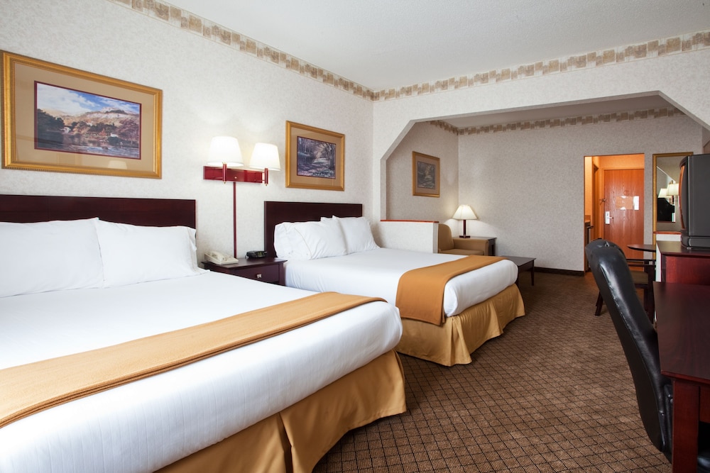 7 Best Hotels With Indoor Pool In Helen, Georgia - Updated 2023 | Trip101