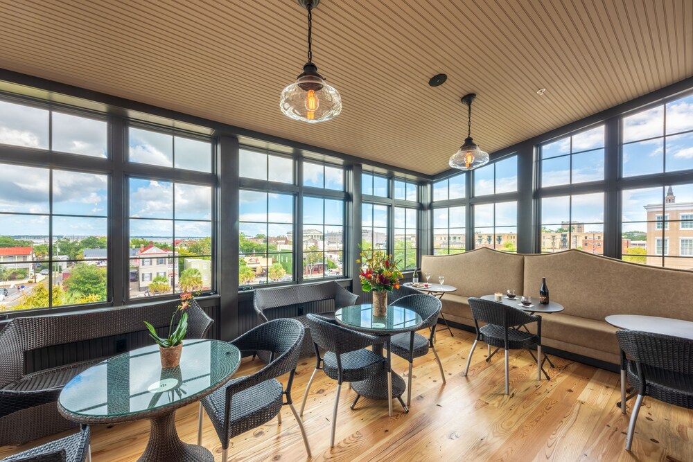 Andrew Pinckney Inn in Charleston | Best Rates & Deals on Orbitz