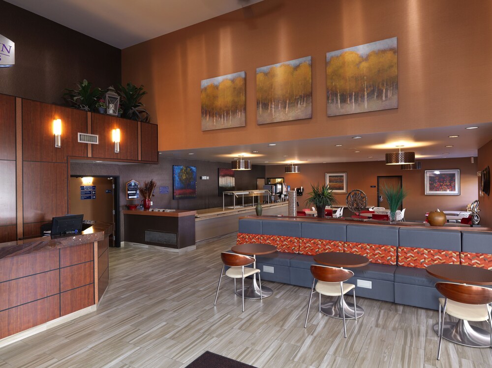 Crystal Inn Hotel & Suites Midvalley in Salt Lake City | Best Rates ...