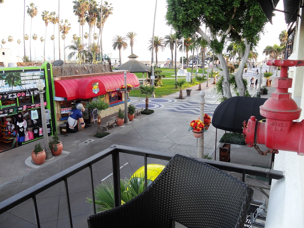 Balboa Inn, On the Beach: AU$368 Deals & Reviews (Newport Beach, USA ...