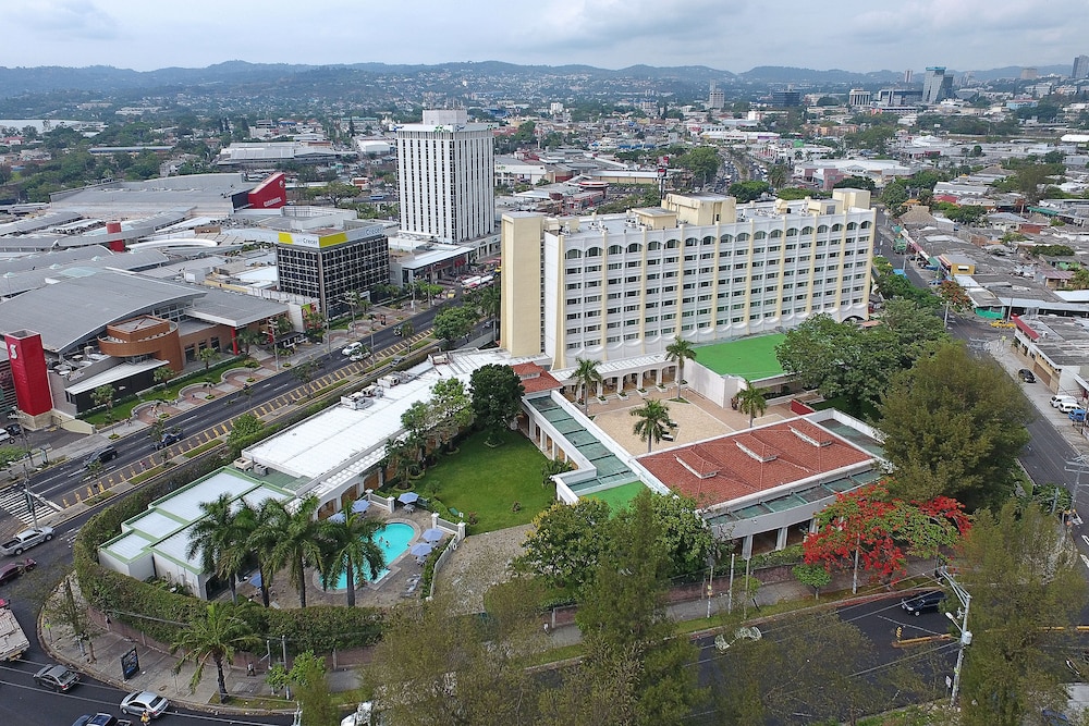 Real InterContinental San Salvador at Metrocentro Mall, an IHG Hotel in ...