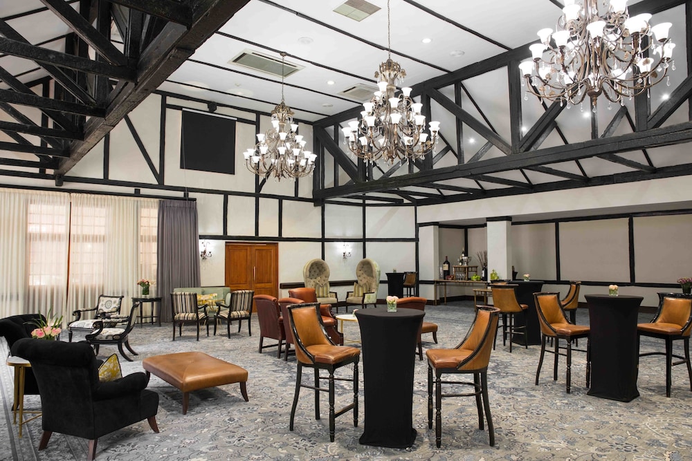 Protea Hotel by Marriott Johannesburg Balalaika Sandton in Johannesburg ...