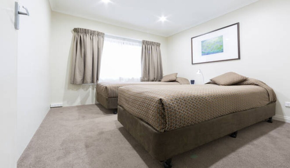 Forrest Hotel and Apartments: AU$88 Deals & Reviews (Canberra, AUS) | Wotif