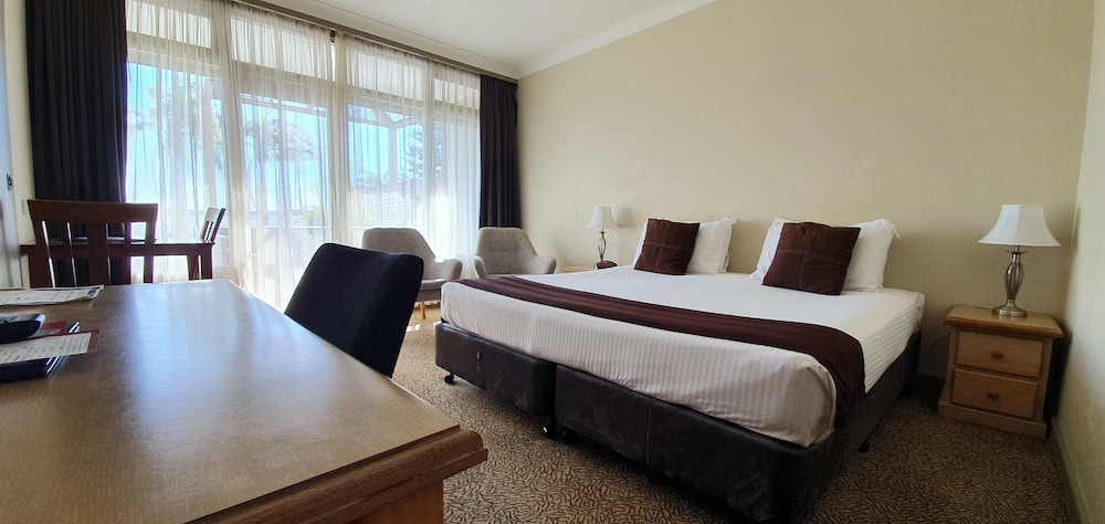 Comfort Resort Waters Edge: AU$150 Deals & Reviews (Port Macquarie, AUS ...