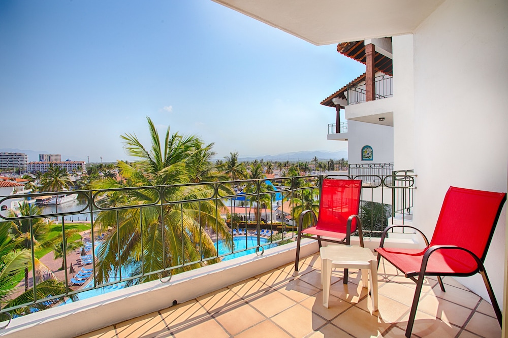 Vamar Vallarta All Inclusive Marina and Beach Resort in Puerto Vallarta ...