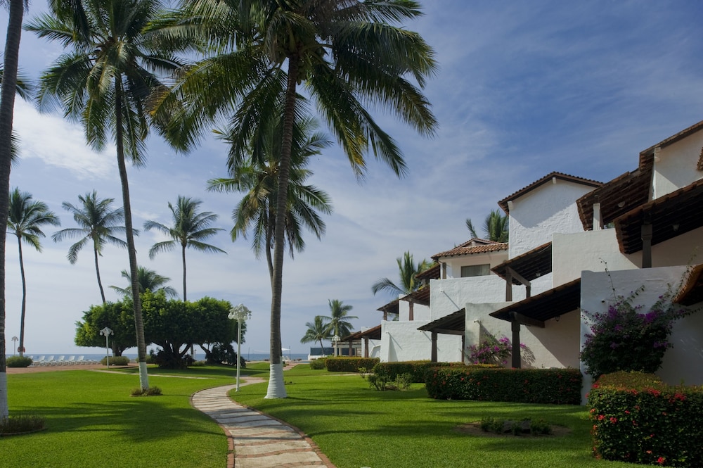 Vamar Vallarta All Inclusive Marina and Beach Resort in Puerto Vallarta ...