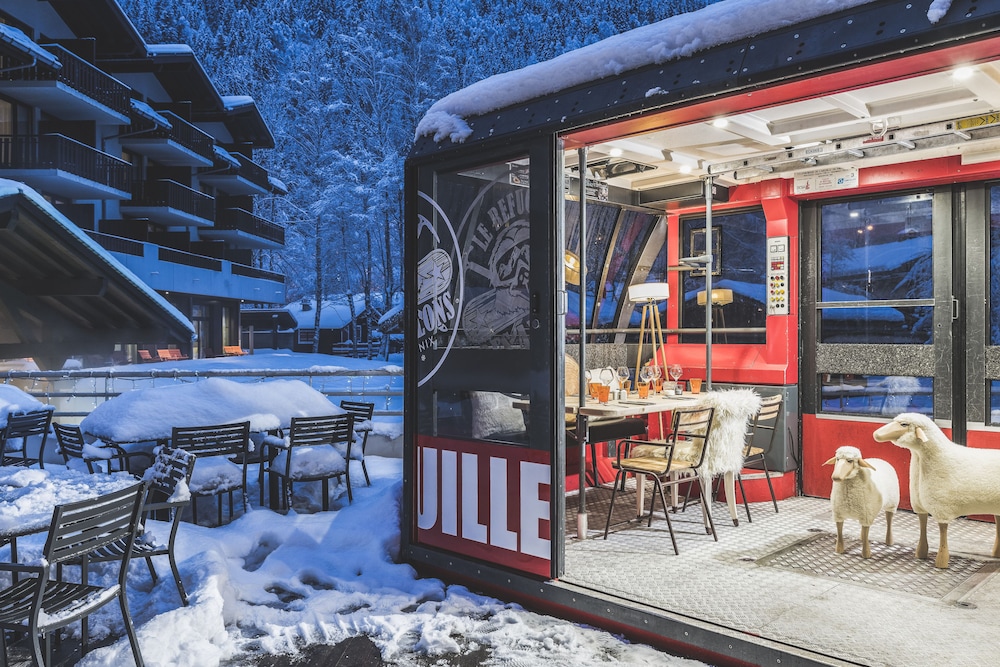 Hôtel Le Refuge des Aiglons in Chamonix-Mont-Blanc | Best Rates & Deals ...