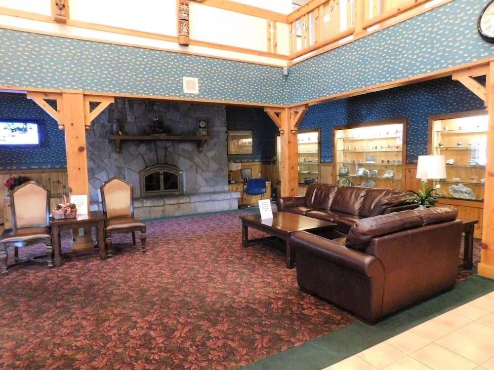 Summit Inn in Snoqualmie Pass | Best Rates & Deals on Orbitz
