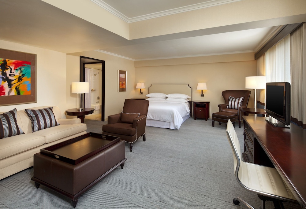 Sheraton Universal Hotel (Universal City, USA) | Expedia