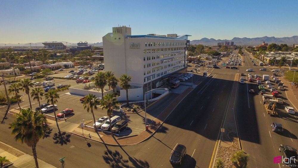 Aloft Tucson University in Tucson | Best Rates & Deals on Orbitz