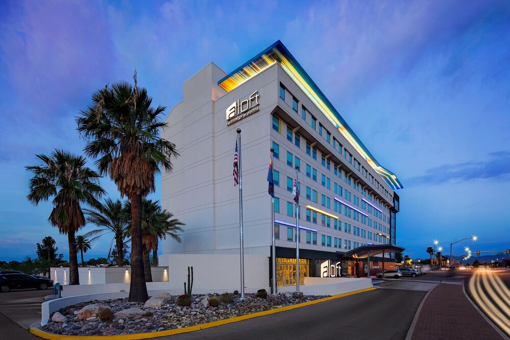 Aloft Tucson University in Tucson | Best Rates & Deals on Orbitz