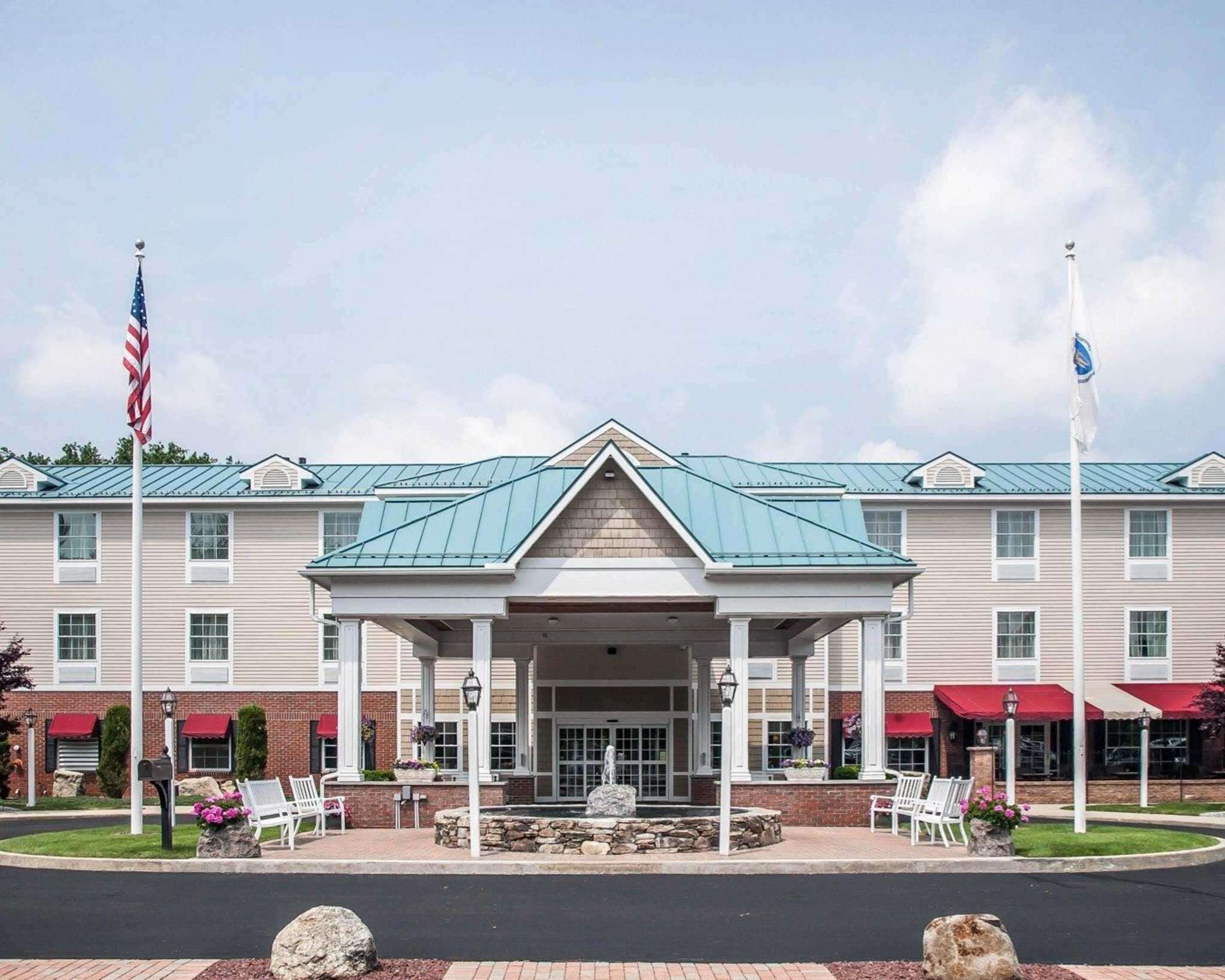 Fairfield Inn & Suites by Marriott Worcester Auburn in Auburn, MA | Expedia