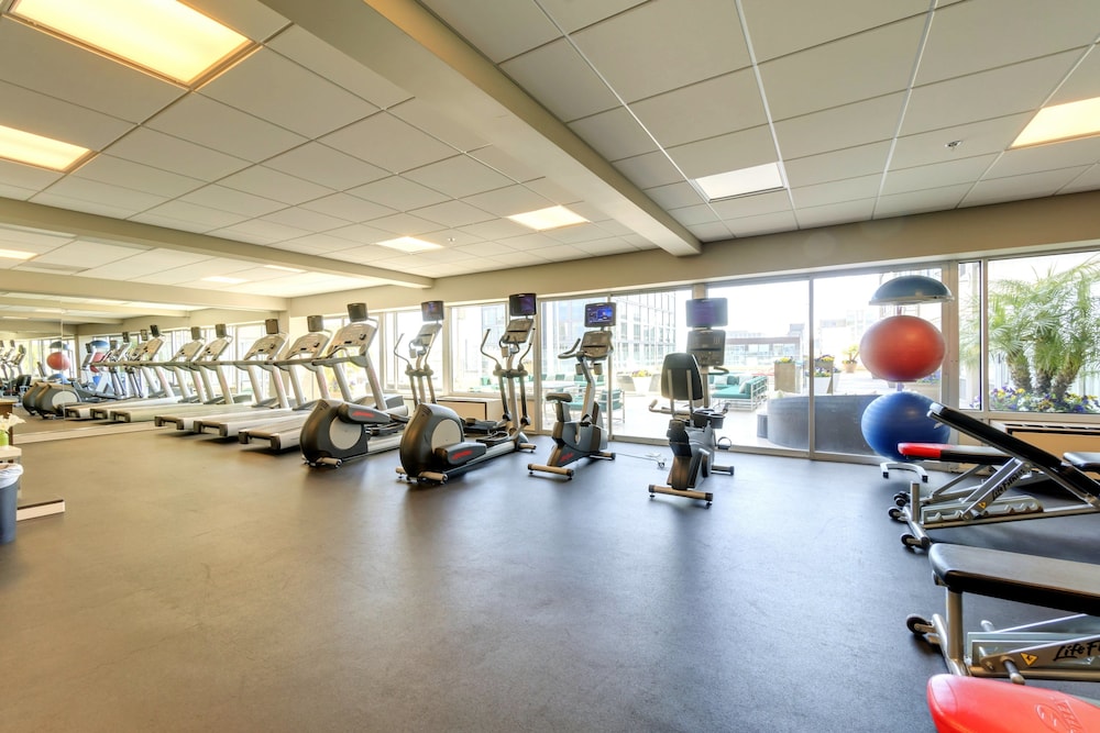 Book at Holiday Inn Golden Gateway in San Francisco, CA | Hotwire