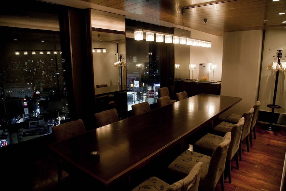 Shinjuku Prince Hotel in Tokyo | Best Rates & Deals on Orbitz