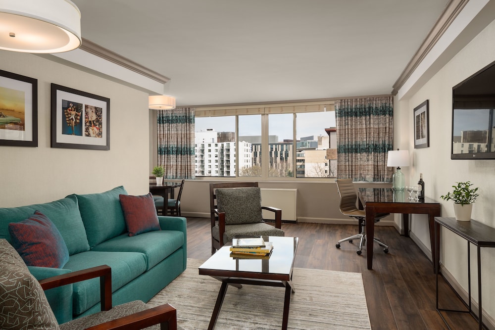 The River Inn, Washington: $224 Room Prices & Reviews | Travelocity