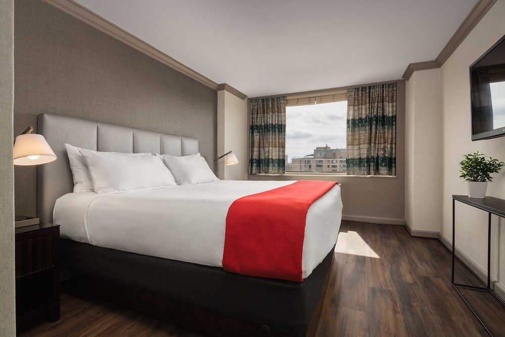 The River Inn, Washington: $99 Room Prices & Reviews | Travelocity