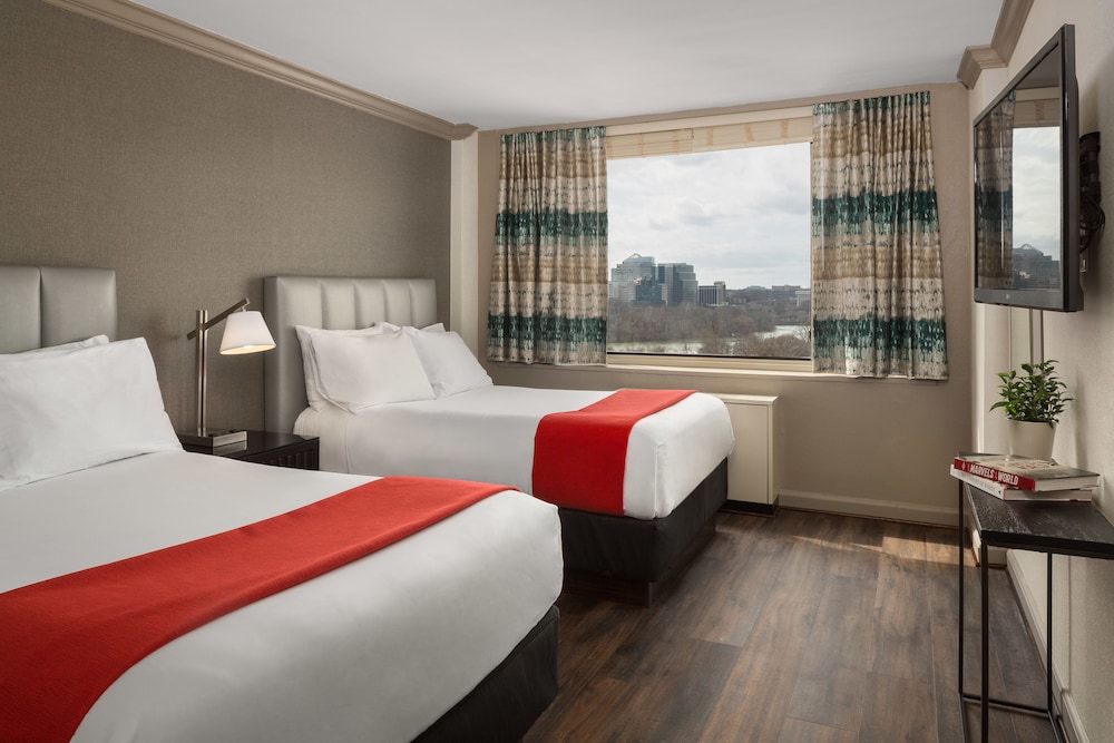 The River Inn, Washington: $224 Room Prices & Reviews | Travelocity