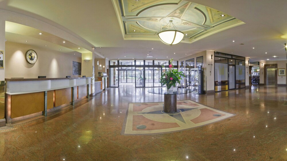 Millennium Hotel Paris Charles de Gaulle, Paris: $73 Room Prices ...