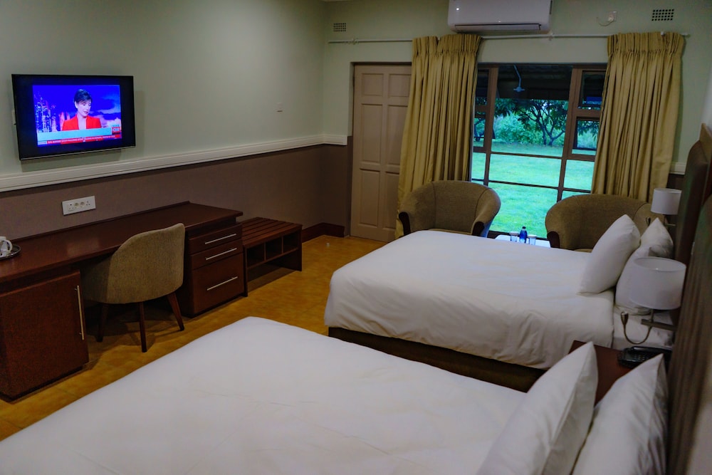 Great Zimbabwe Hotel: AU$155 Deals & Reviews (Masvingo, ZWE) | Wotif