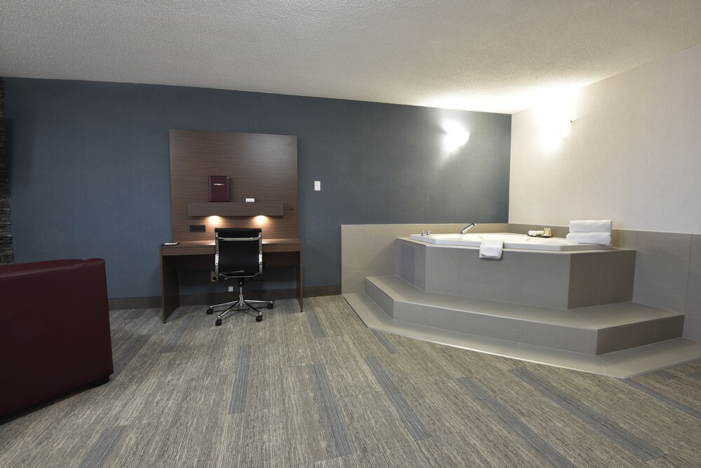 Victoria Inn Hotel and Convention Centre Winnipeg in Winnipeg | Best ...