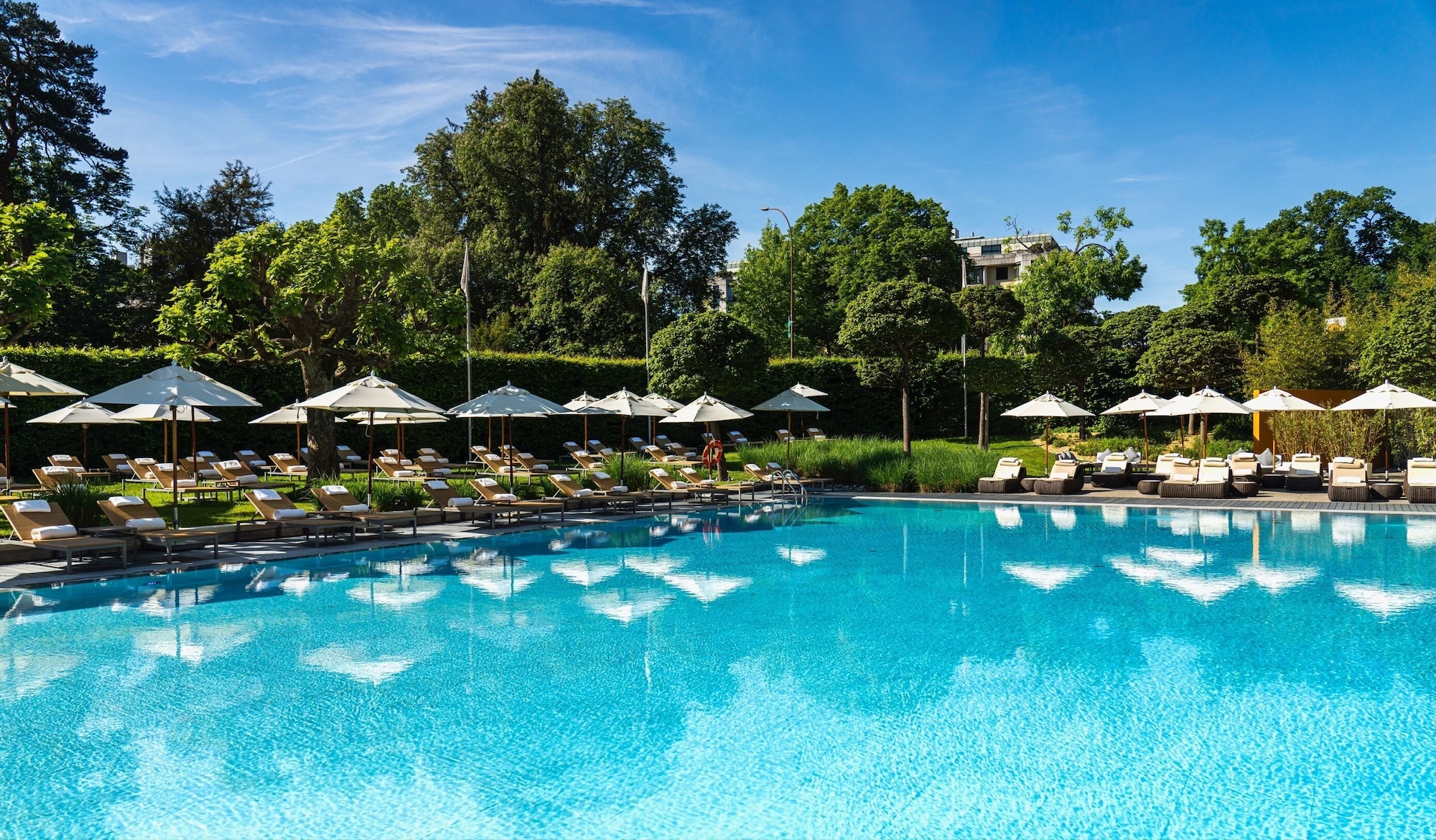 Geneva Hotels - Discover the Top 10 Hotels in Geneva and Book | Expedia